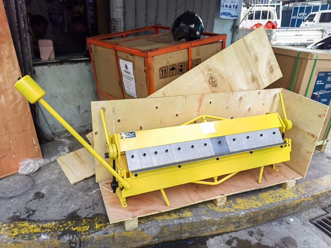 Pan & Box Break Bender, Commercial & Industrial, Construction Tools ...