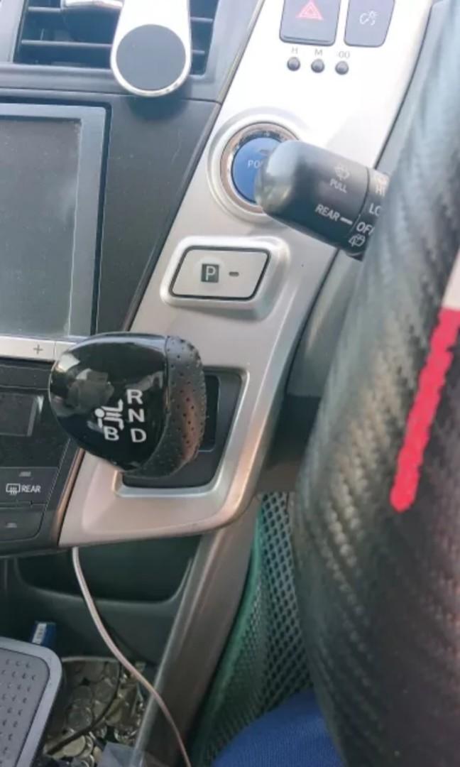 Toyota Prius gear knob, Car Accessories, Accessories on Carousell