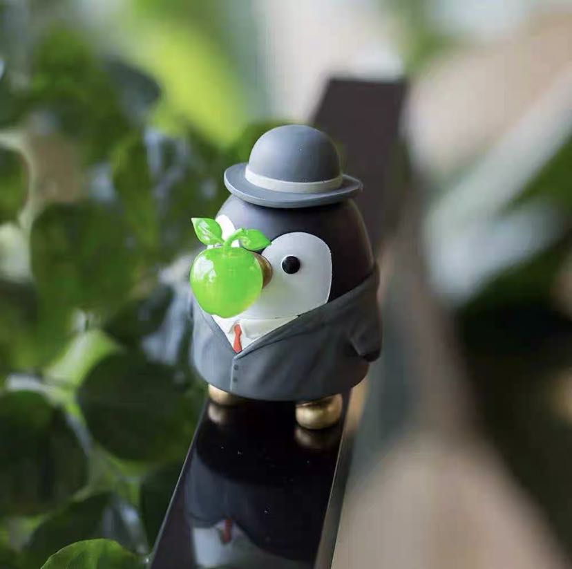 PuPu Alien - Art Series (The Son of Man), Hobbies & Toys, Toys & Games ...