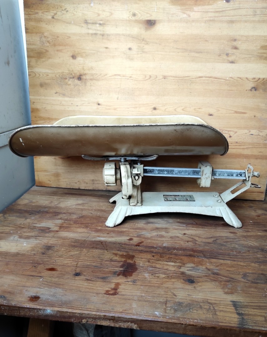 Rare Vintage Baby Scale, Hobbies & Toys, Memorabilia & Collectibles ...