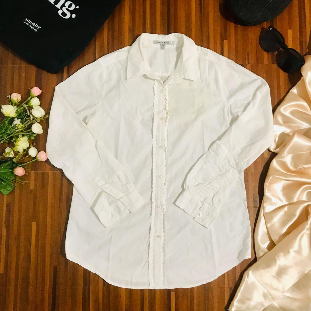 White Uniqlo Long sleeves, Women's Fashion, Tops, Longsleeves on Carousell