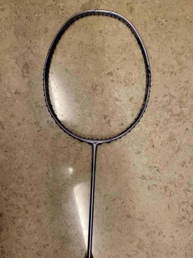 Yonex Duro 10 - LCW, Sports Equipment, Sports & Games, Racket & Ball ...