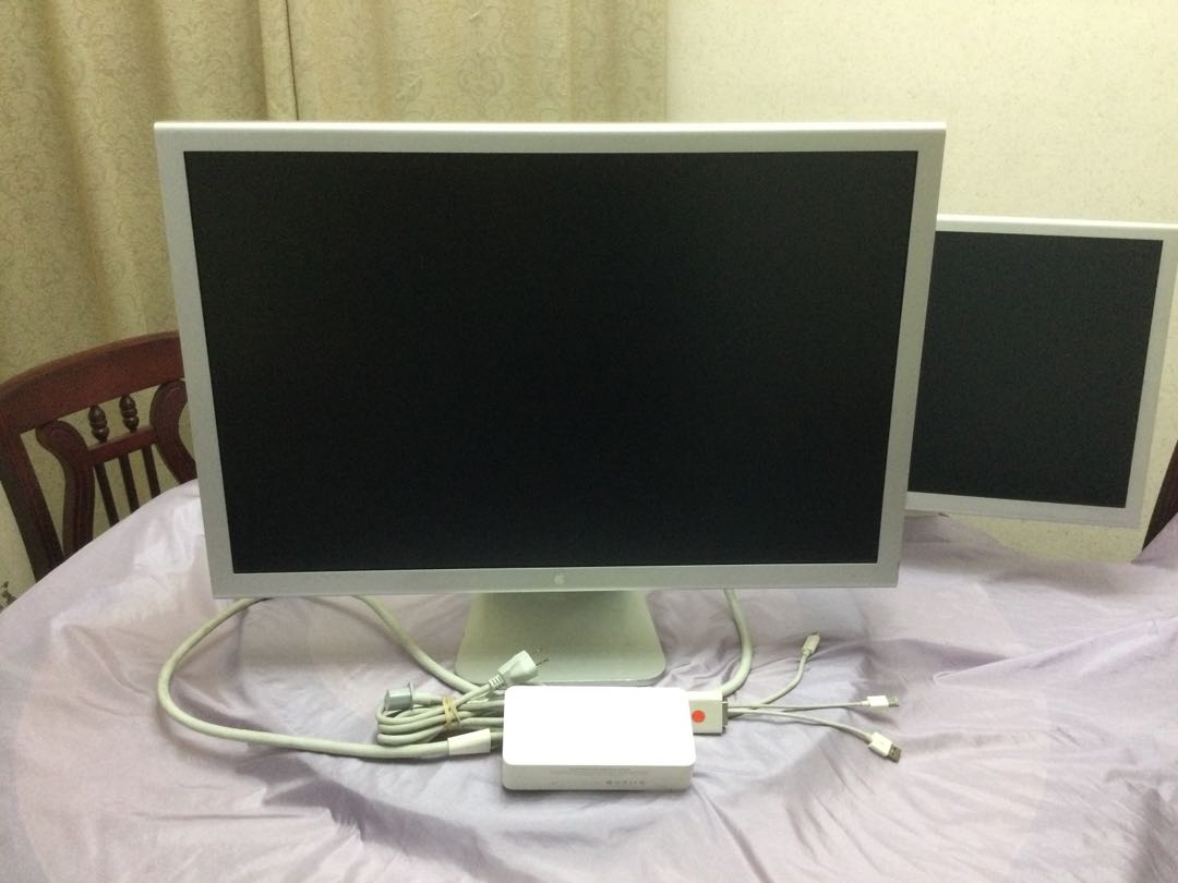 APPLE (A1083)CINEMA HD DISPLAY 30” W/ ORIG. 150 WATTS POWER SUPPLY ...
