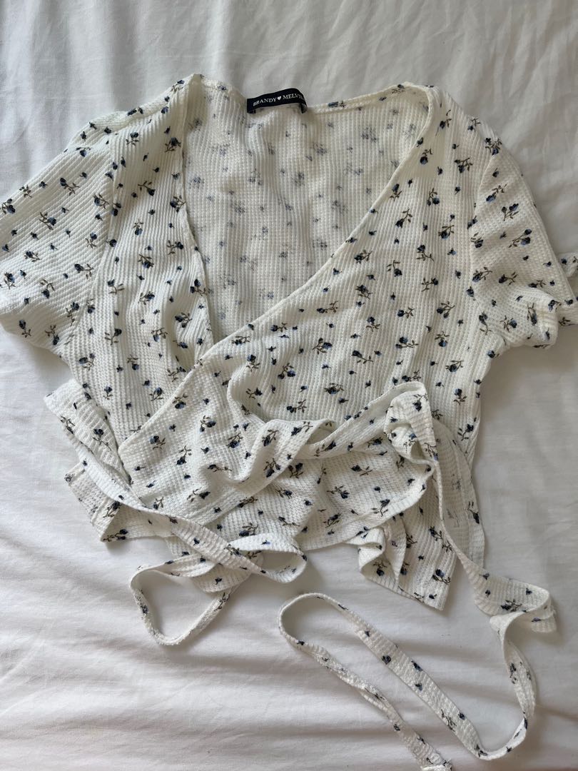 brandy rae thermal wrap top, Women's Fashion, Tops, Other Tops on Carousell
