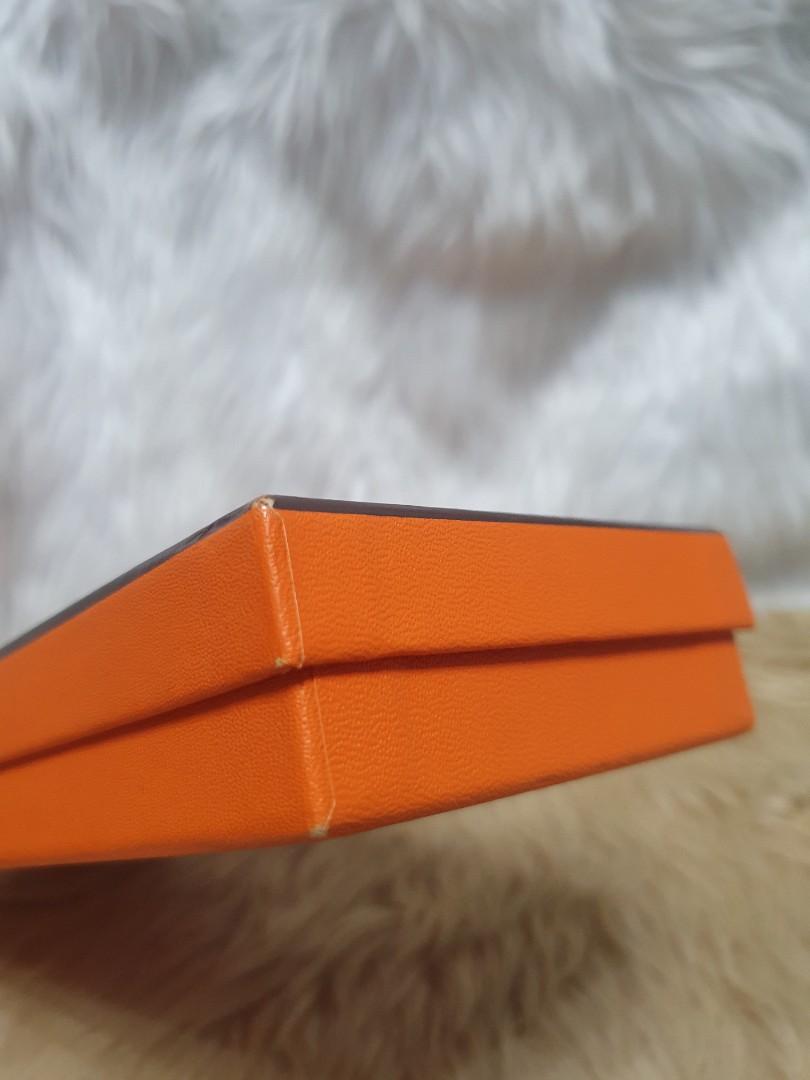 Authentic Hermes Box, Women's Fashion, Jewelry & Organizers, Accessory ...