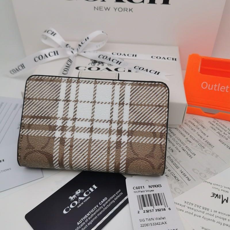Coach Plaid Logo Wallet C6011, Women's Fashion, Bags & Wallets, Wallets ...