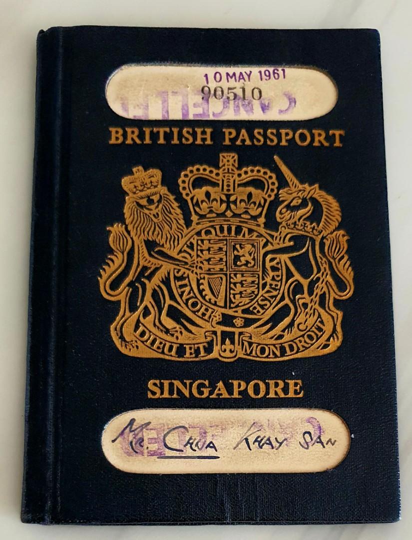 Colonial Singapore documents : 1. 1947 Certificate of Admission 2. 1961 ...