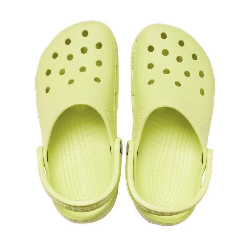 Crocs Classic Citrus Unisex Clog - Light Green, Fesyen Pria, Sepatu ...