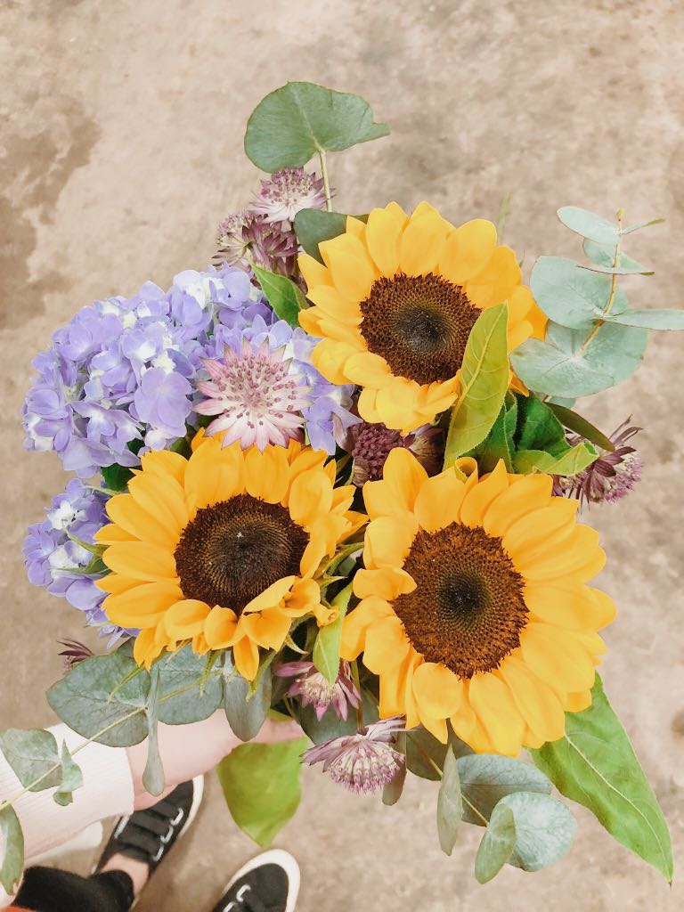 Customised flower bouquet, Hobbies & Toys, Stationery & Craft, Flowers ...