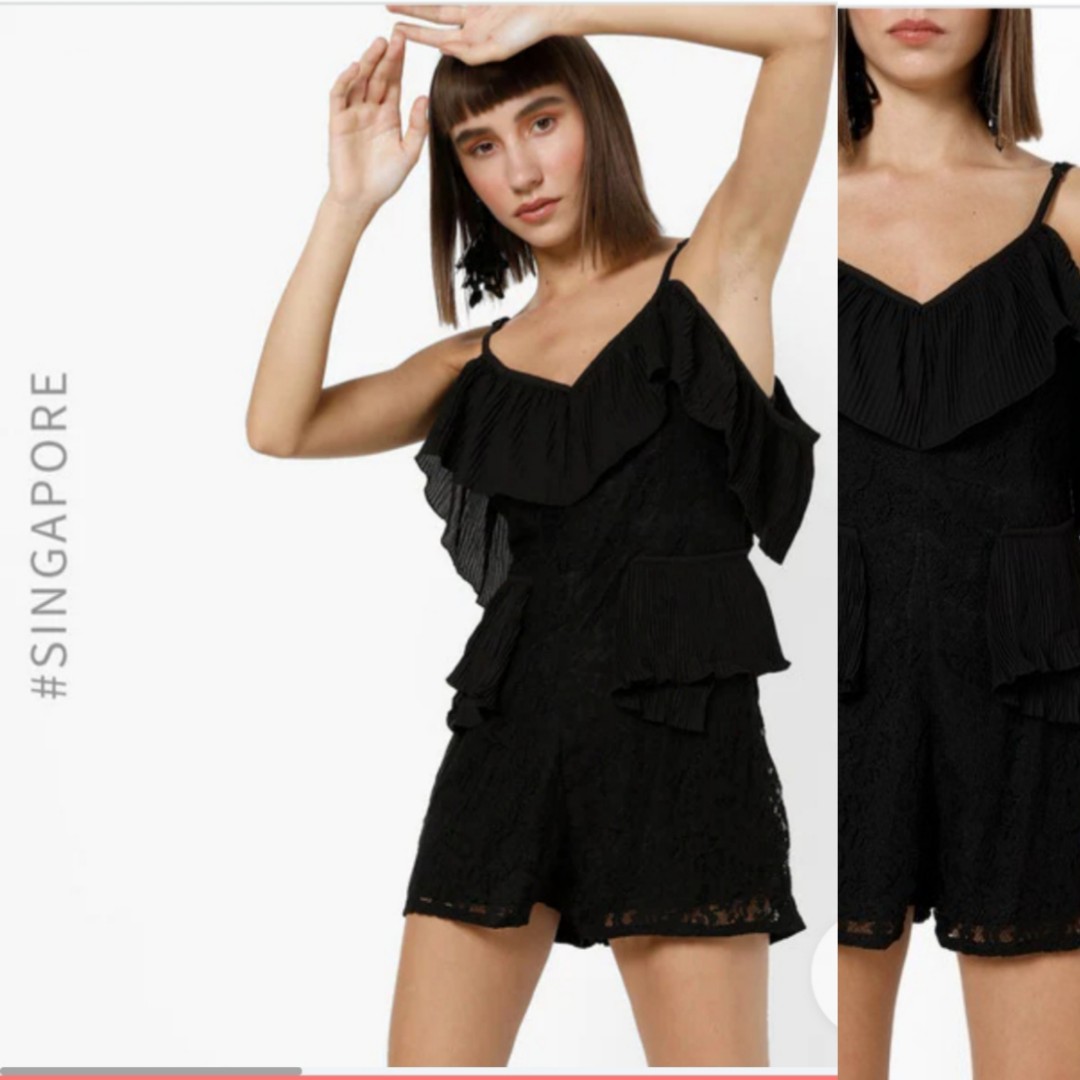 MDS BLACK COLD SHOULDER PLEAT LACE ROMPER PLAYSUIT, Fesyen Wanita, Pakaian Wanita, Jumpsuits di ...