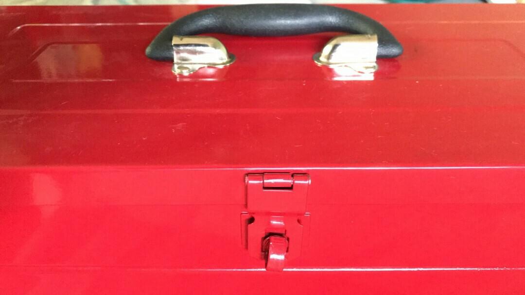 Metal tool box CraftRight, Furniture & Home Living, Home Improvement ...