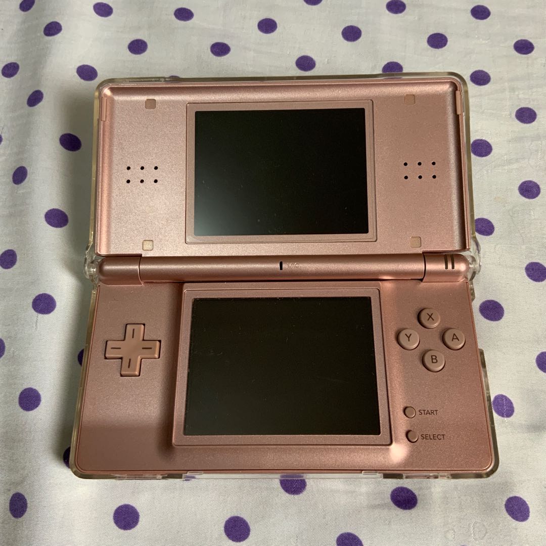 Nintendo DS Lite, Video Gaming, Video Game Consoles, Nintendo on Carousell
