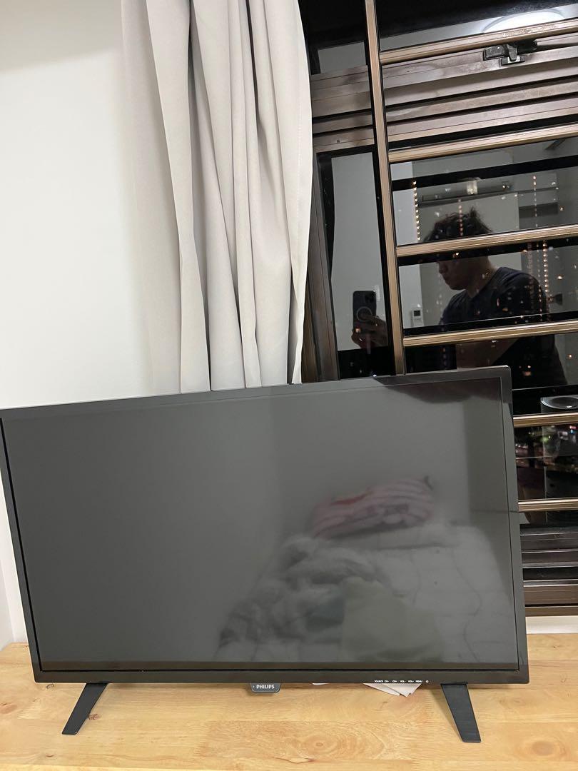 Philips Slim 32 inch LED TV, TV & Home Appliances, TV & Entertainment ...