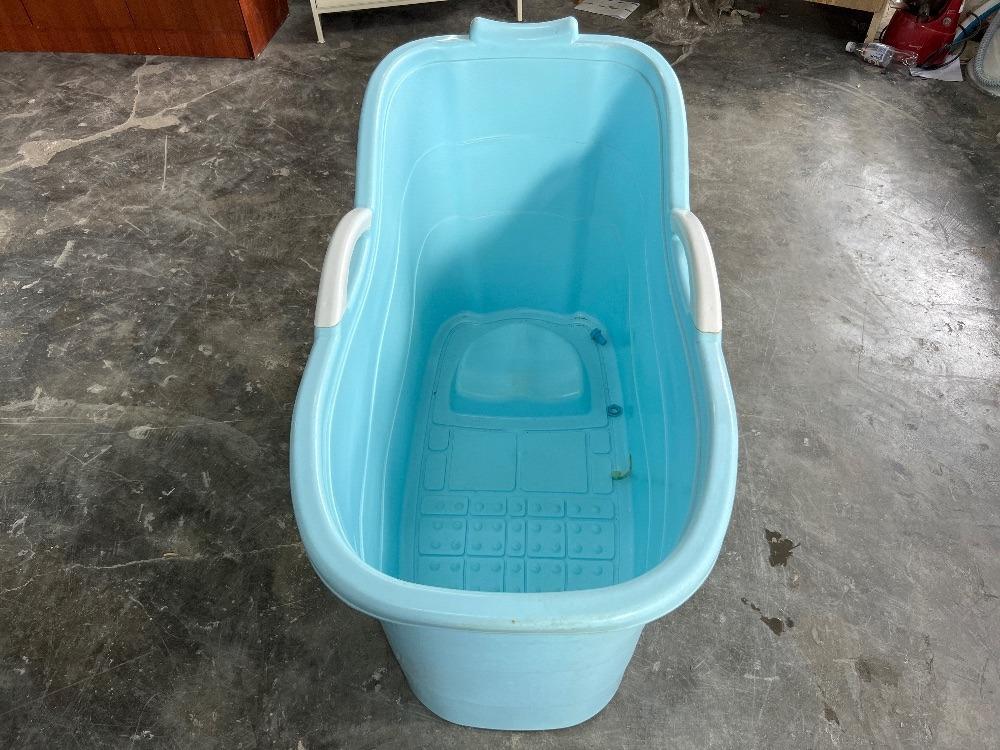 Plastic Bath Tub Blue Colour / Tab Mandi Plastik Warna Biru, Babies ...