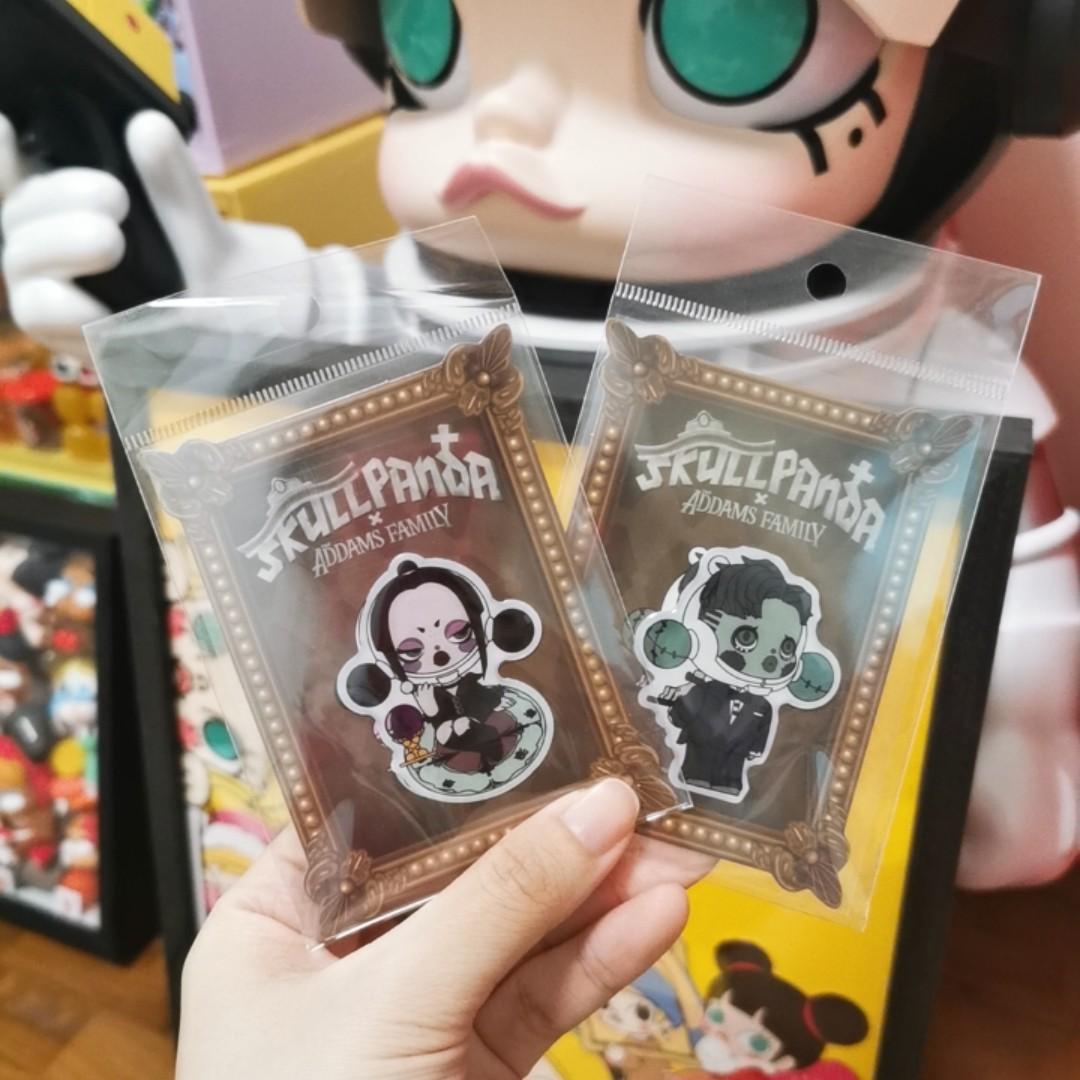 Popmart Skullpanda Hypepanda Series Badges & addams family Jelly ...