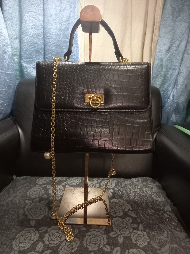 Preloved Original animal skin bag, Women's Fashion, Bags & Wallets ...