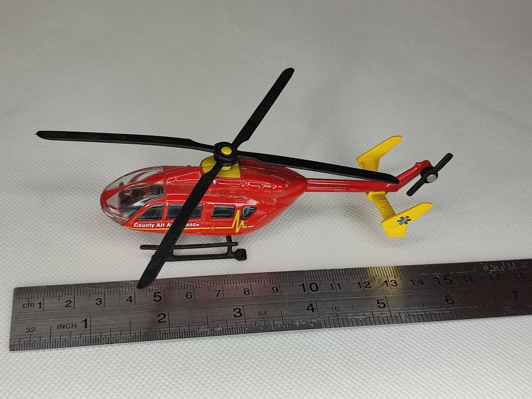 Preowned Siku 1647 helicopter Diecast, Hobbies & Toys, Toys & Games on ...