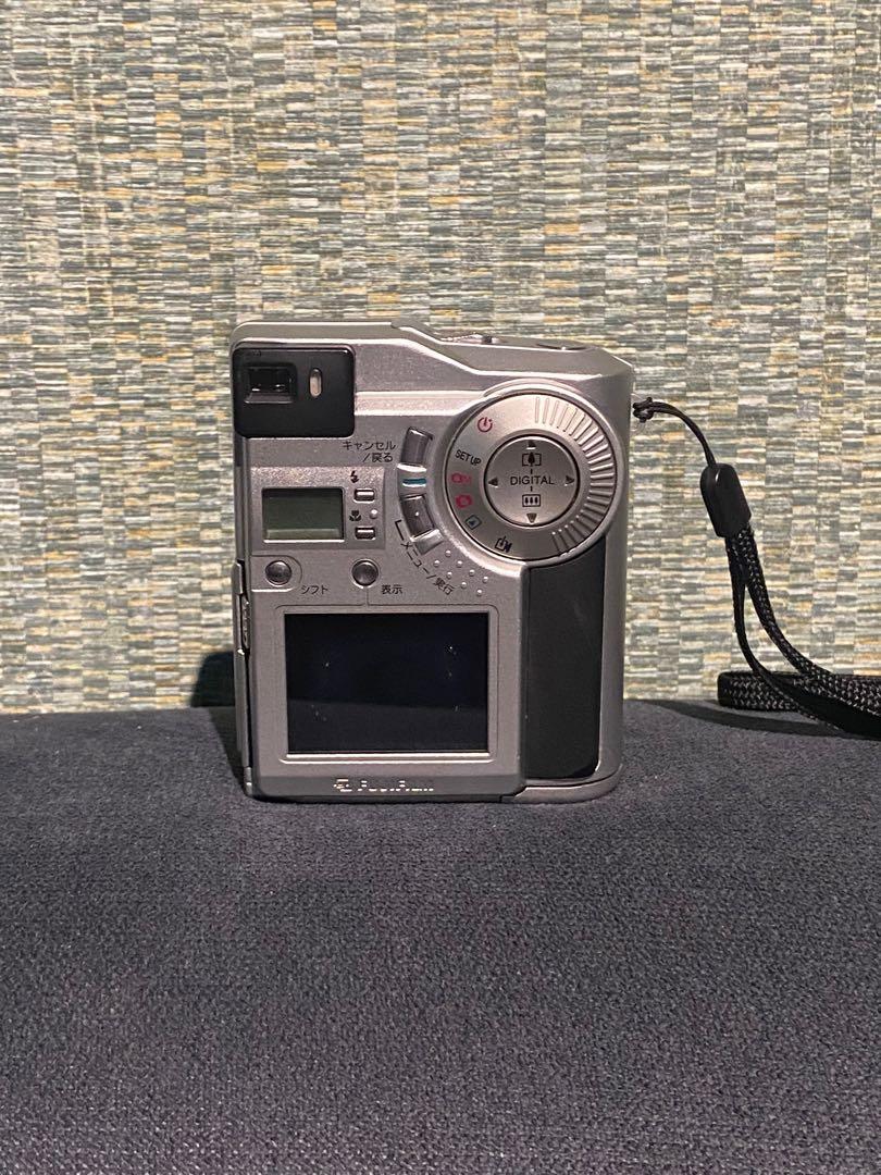 RARE and COMPLETE Fujifilm Finepix 2700 (MX-2700) digicam digital ...