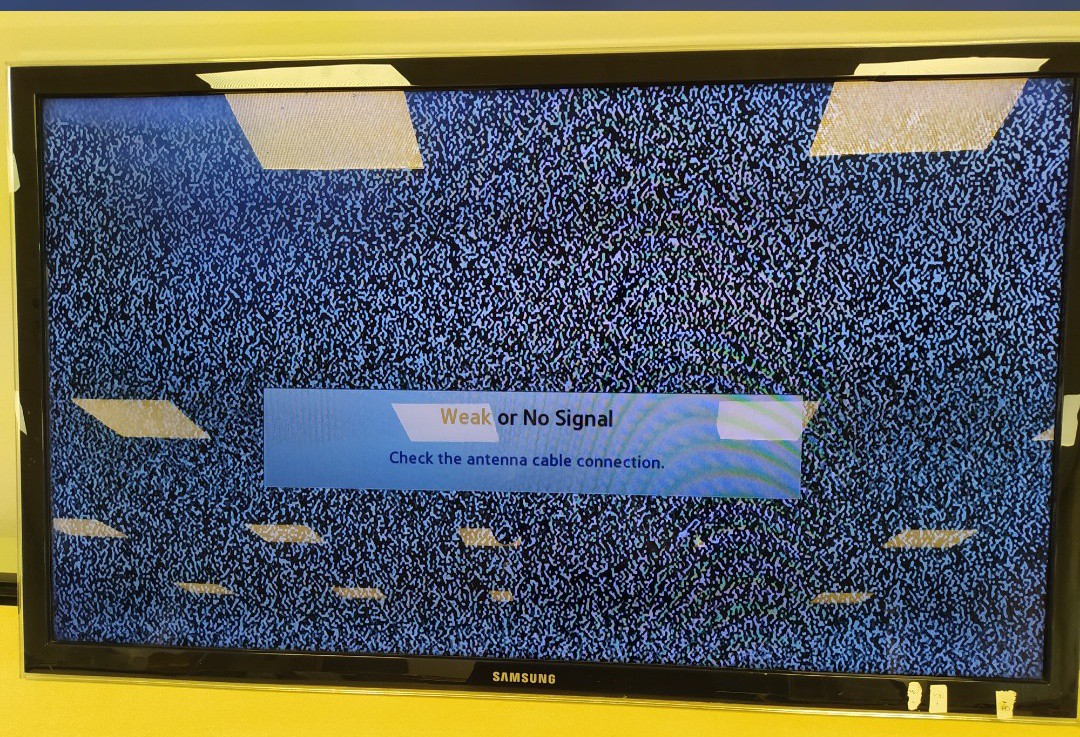 Samsung 40 inch non smart TV, TV & Home Appliances, TV & Entertainment ...