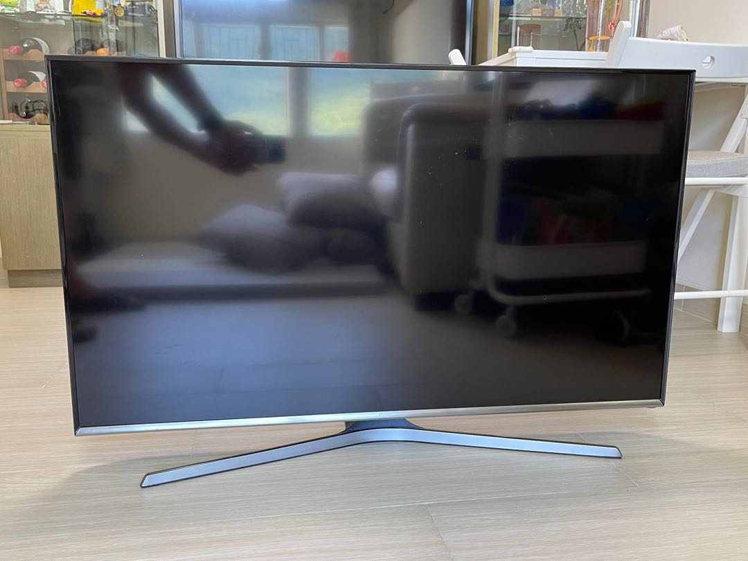 Samsung 43” LED TV Model UA4J5500AJ, 家庭電器, 電視 & 其他娛樂, 電視 - Carousell