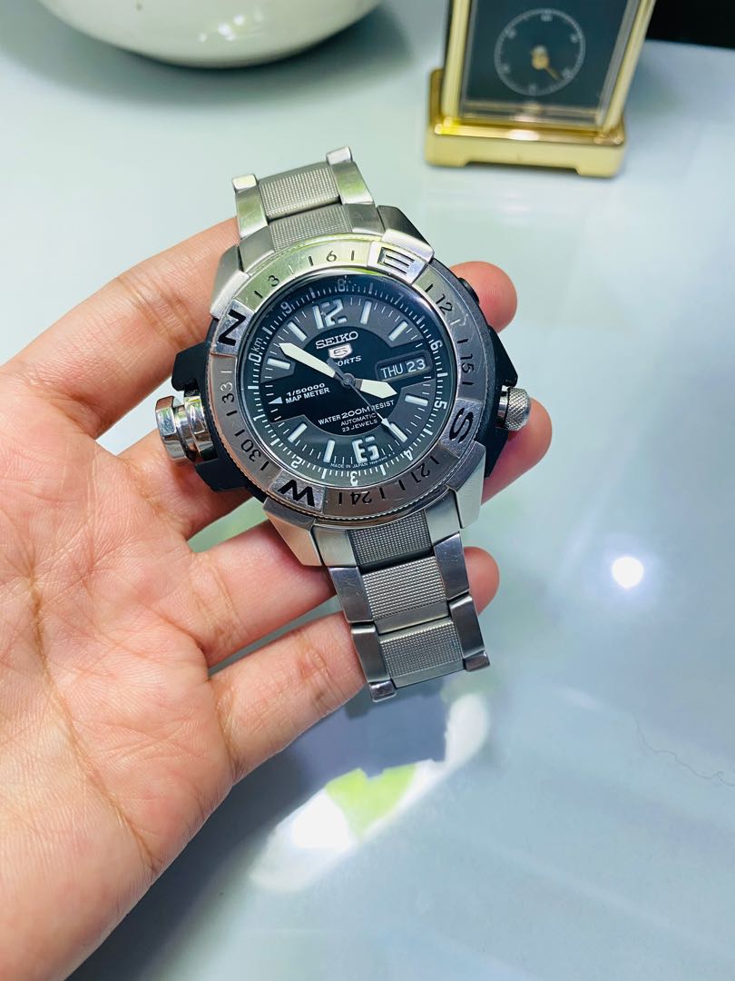 Seiko Map, Men's Fashion, Watches & Accessories, Watches on Carousell