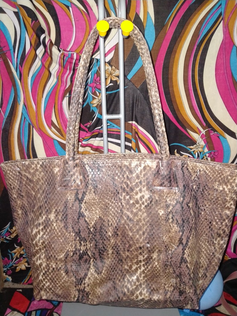 Snake skin large tote bag, Women's Fashion, Bags & Wallets, Tote Bags ...