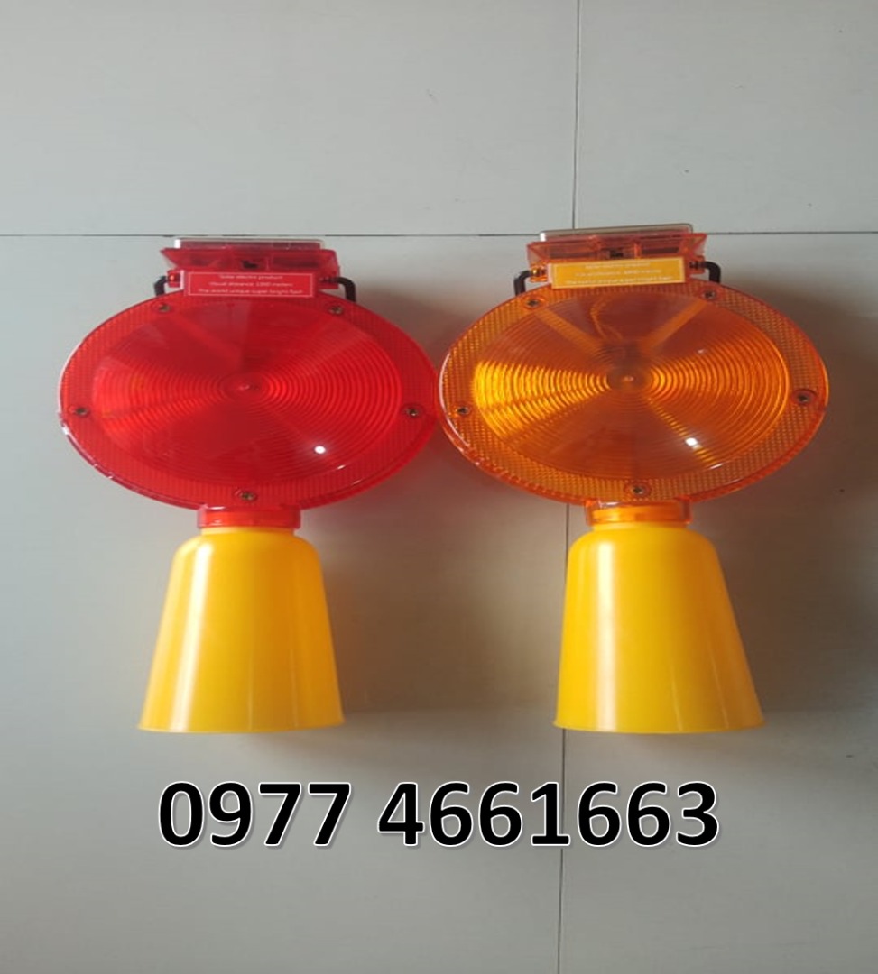 solar Flasher light 16, Commercial & Industrial, Industrial Equipment ...