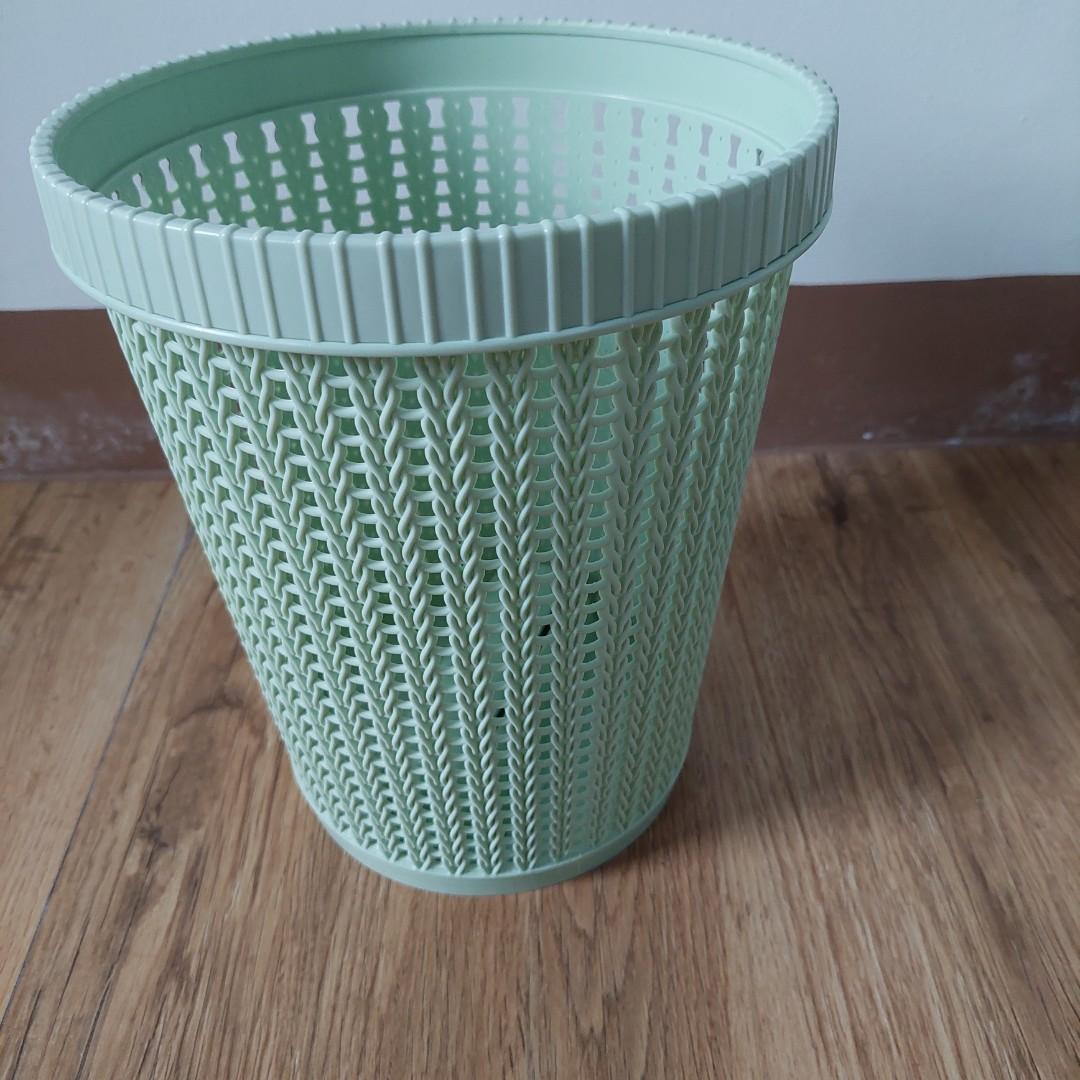 Take All (Garbage bin, Makeup Organizer, Fake nail), Women's Fashion ...
