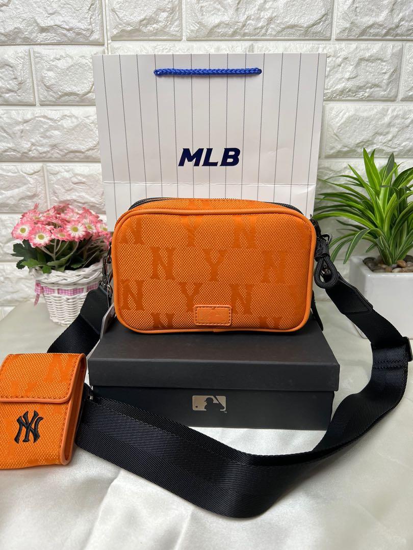 Tas MLB Korea Monogram nylon Jacquard Mini Crossbag, Fesyen Pria, Tas ...