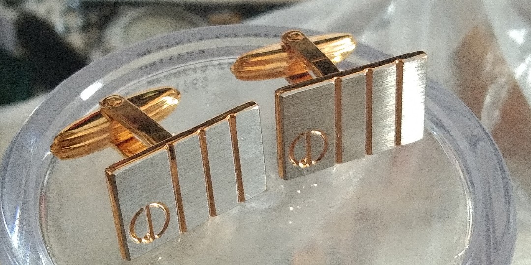 Vintage Dunhill tie pin England, Hobbies & Toys, Collectibles ...