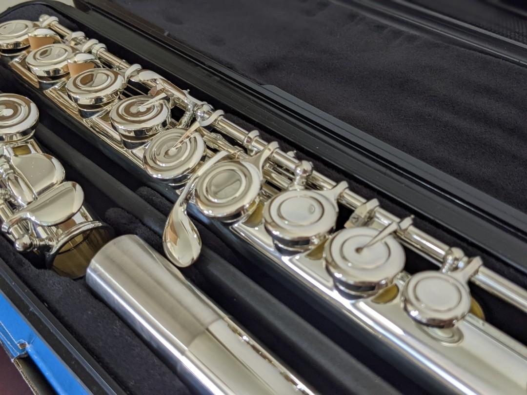 Yamaha Flute YFL-222, Hobbies & Toys, Music & Media, Musical ...