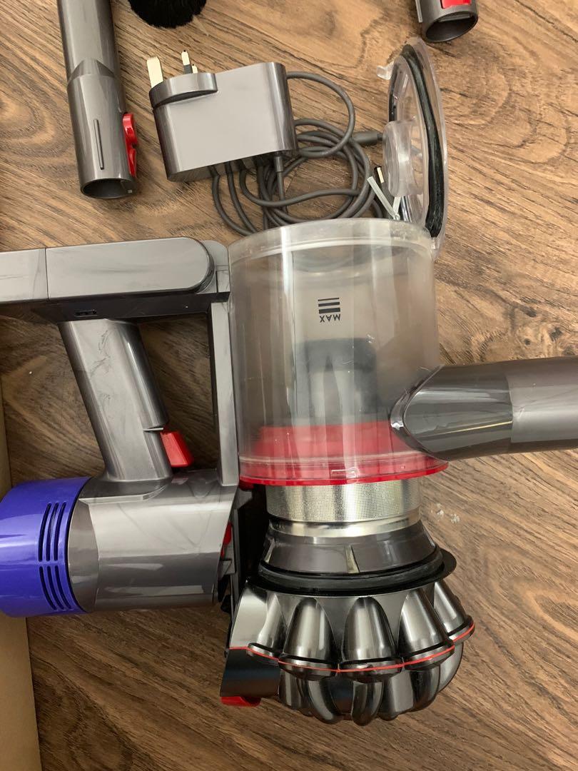 Dyson V8 Absolute+ (Brand new head), Furniture & Home Living, Home ...