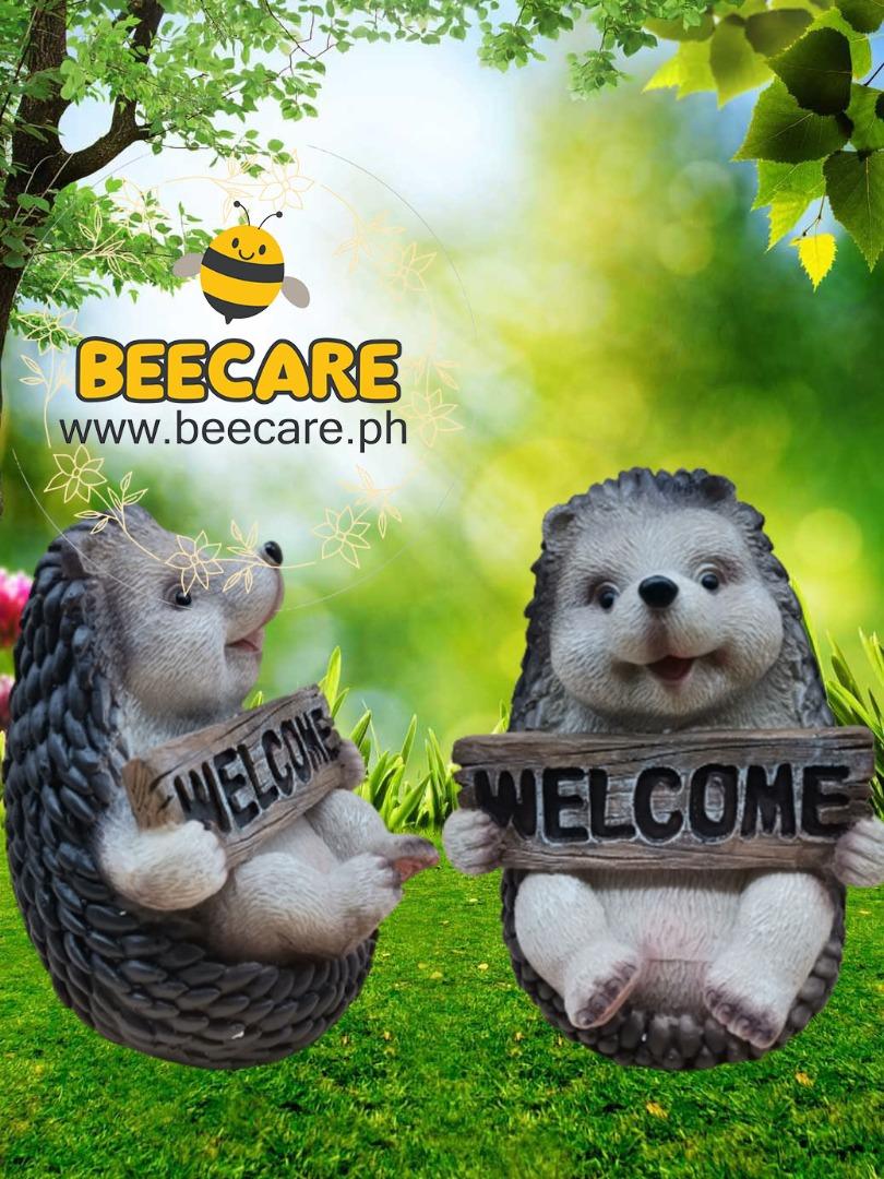 Hedgehog Holding Welcome Word Sign Garden and Home Decor, Furniture ...