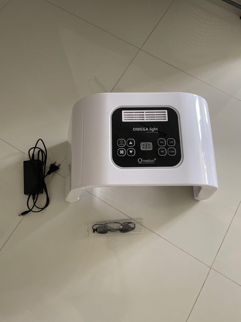 Omelon Omega LED Light for Face Therapy, Beauty & Personal Care, Face ...