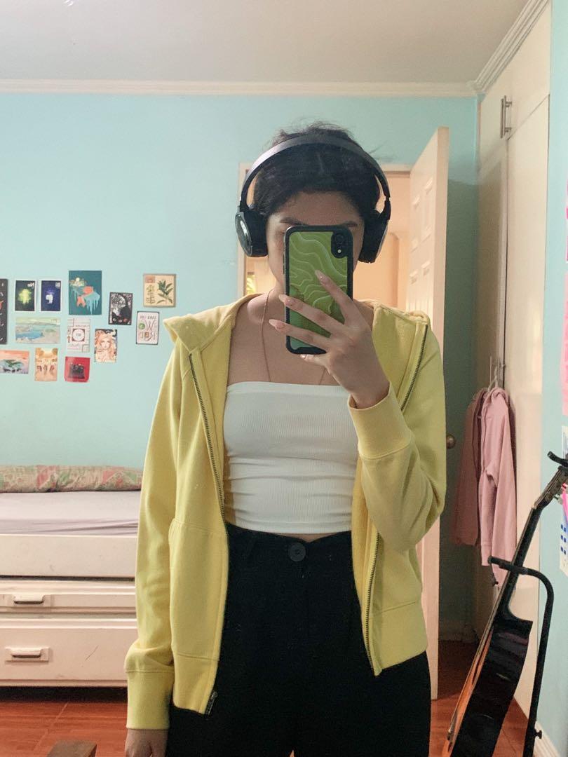 Pastel Yellow Uniqlo Jacket, Women's Fashion, Coats, Jackets and ...