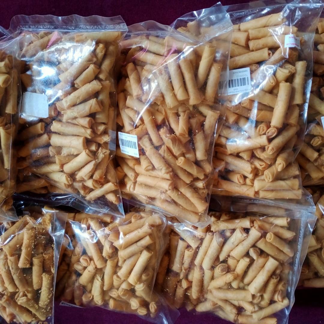 Popia mini serunding udang geragau sedap, Food & Drinks, Local Eats on ...