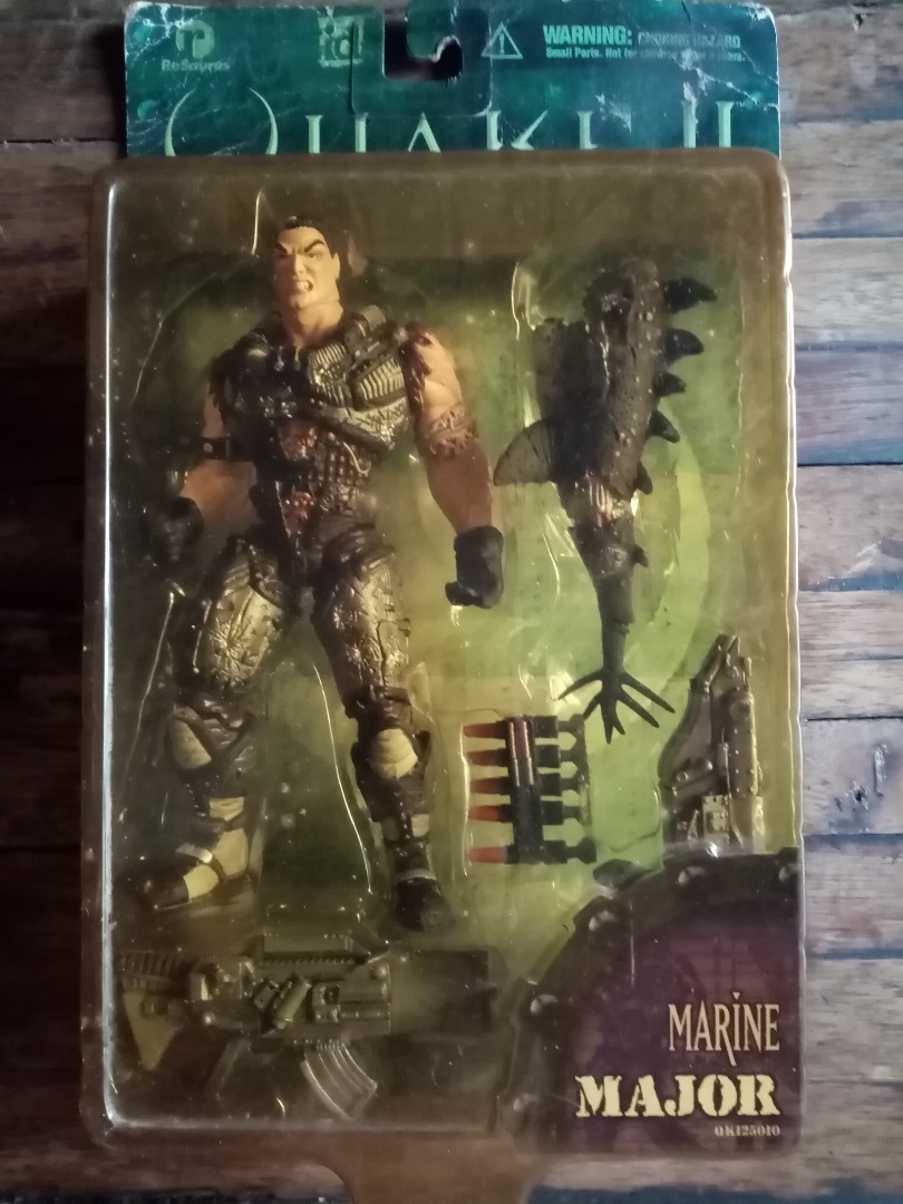 Quake II Marine Major with Weapons (1998) RARE, Hobbies & Toys, Toys ...
