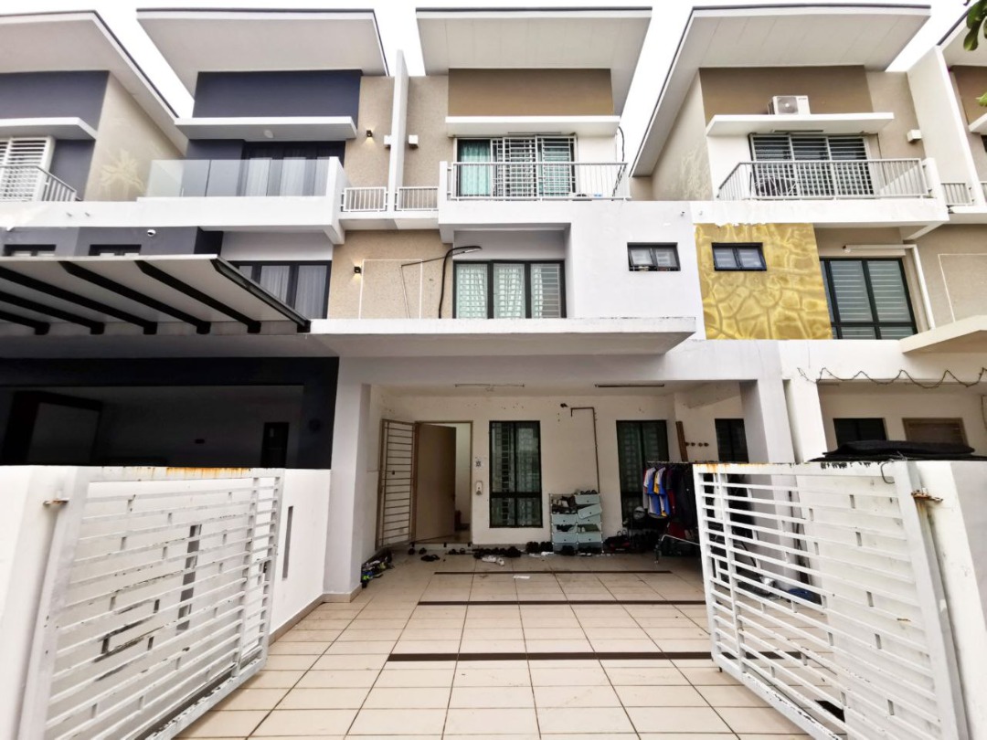 SETIA UTAMA 2 TYPE CRISTA, SETIA ALAM, TRIPLE STOREY LINK HOUSE, BRAND ...