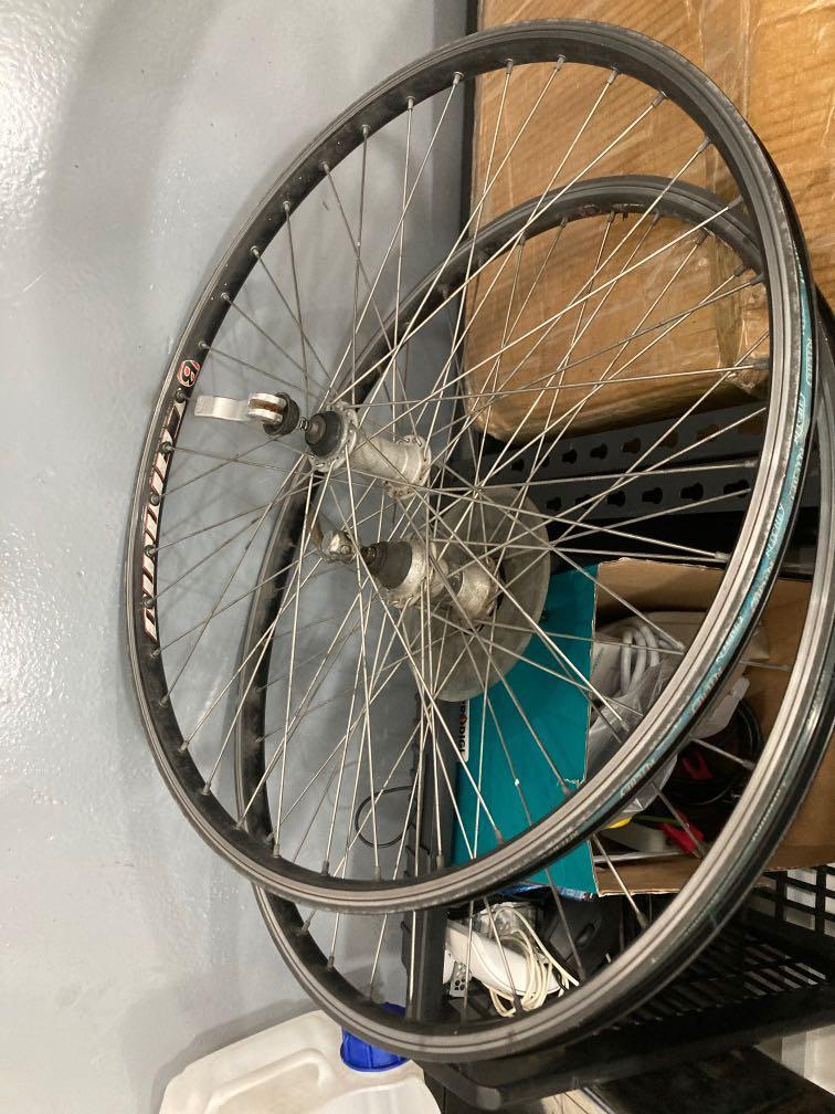 Shimano rim hub / rim , for 26 inch tires / with release ., Sports ...