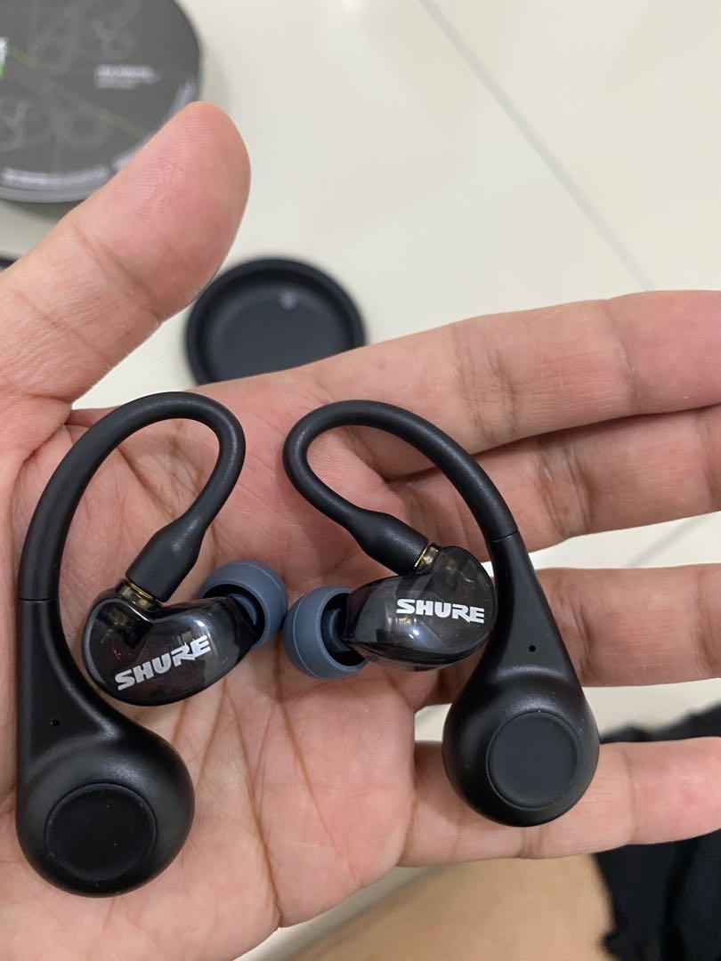 Shure RMCE TW2(gen 2)TWS, Audio, Headphones & Headsets on Carousell