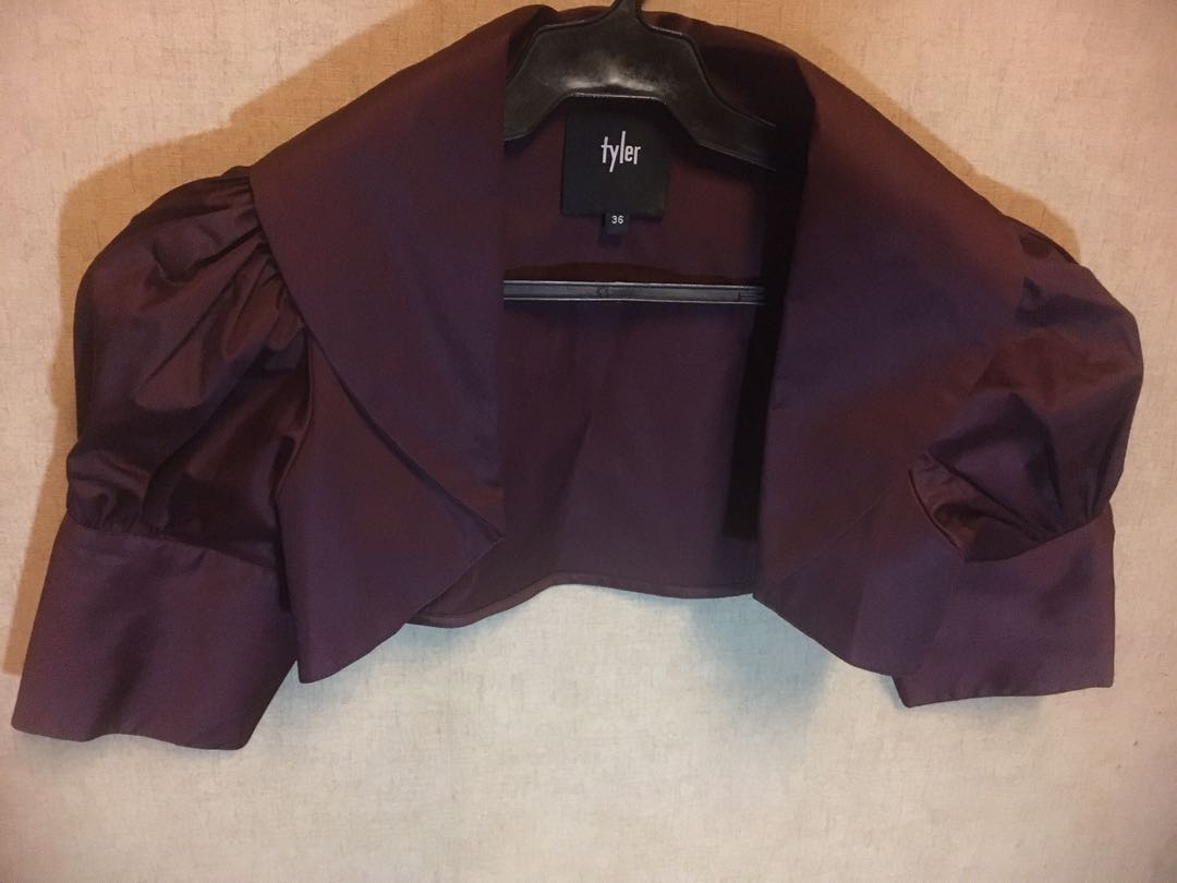 Tyler Bolero, Women's Fashion, Coats, Jackets and Outerwear on Carousell