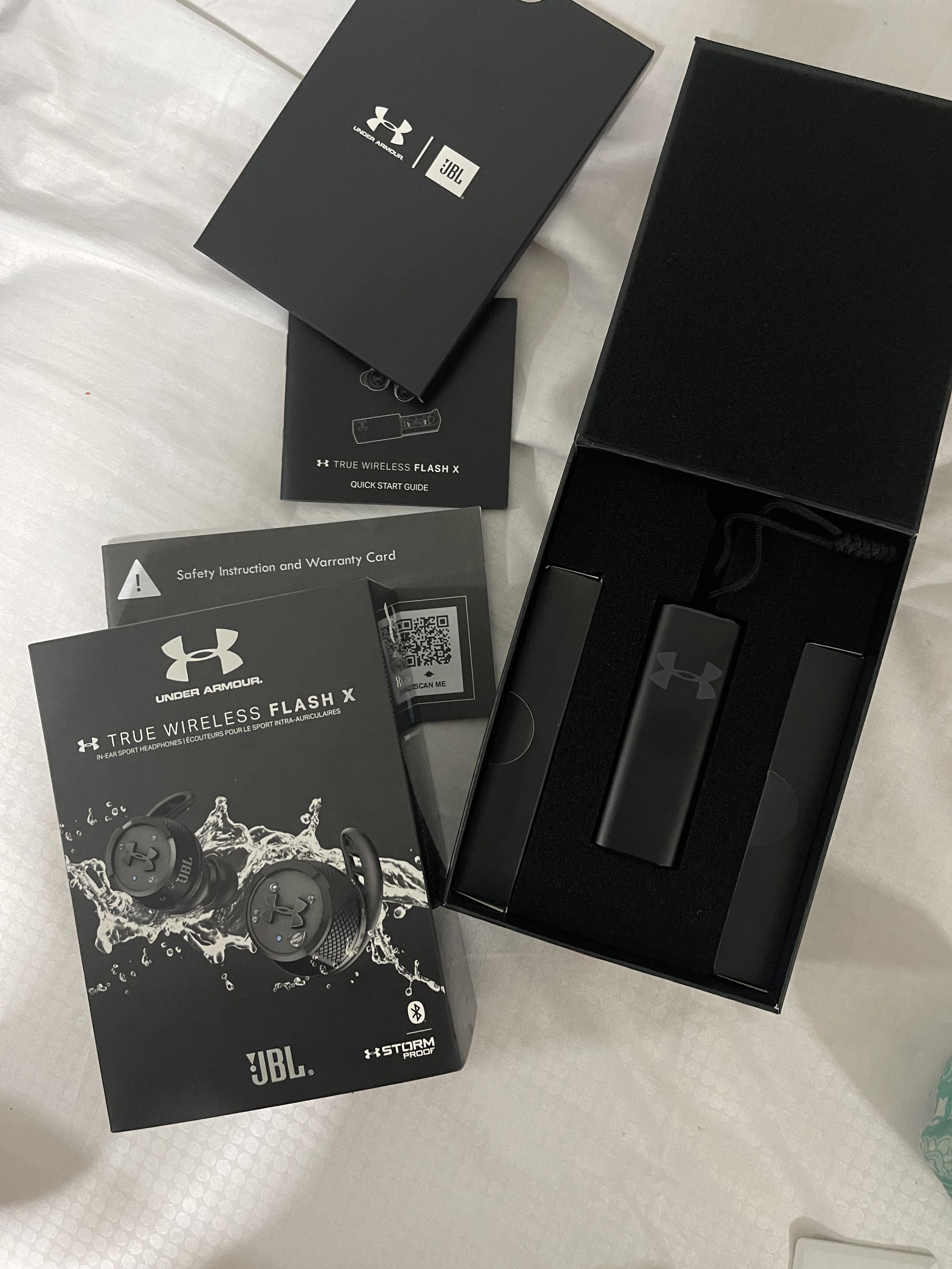 Under armor x JBL true wireless flash earpiece (RTP $249), Mobile ...