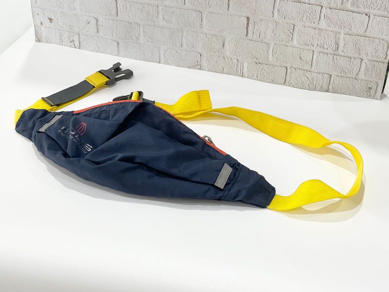 Waistbag Navy Blue Mods, Fesyen Pria, Tas & Dompet , Lainnya di Carousell