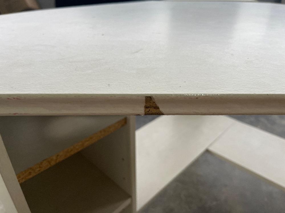 Wooden Office Corner Desk White Colour / Meja Sudut Pejabat Kayu Warna ...