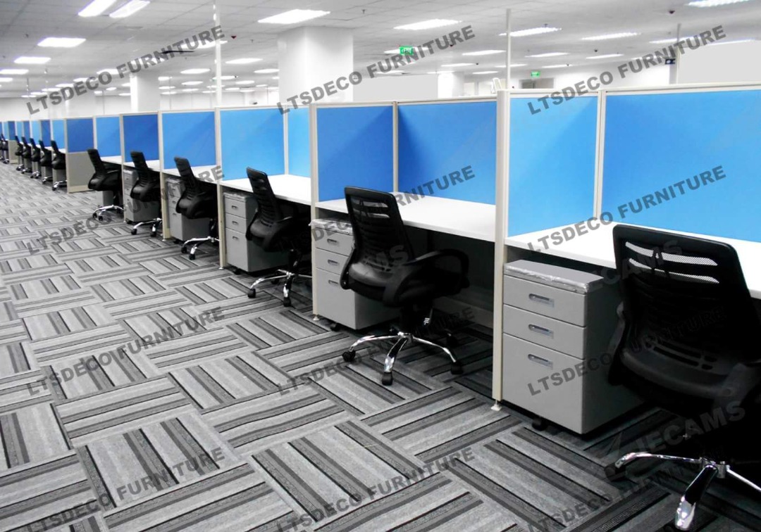 WORKSTATION FULL FABRIC TABLE & CARPET TILE OFFICE PARTITION, Furniture ...