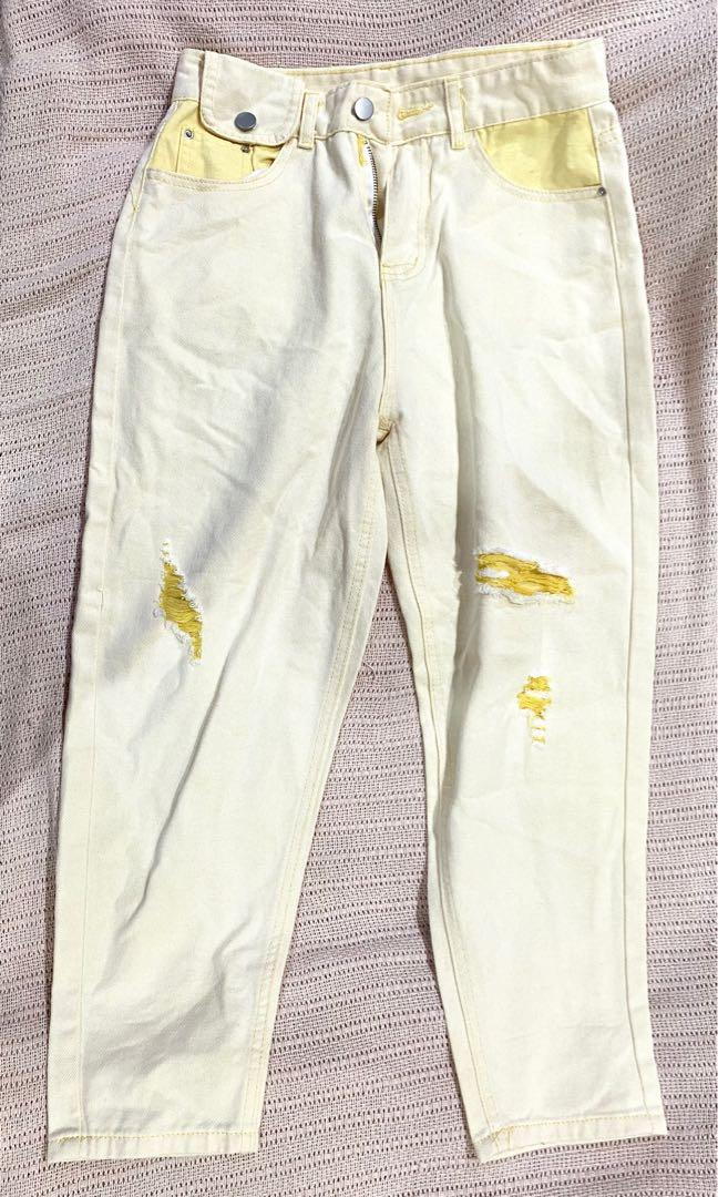 baby pastel yellow ripped jeans y2k aesthetic vintage pinterest, Fesyen ...