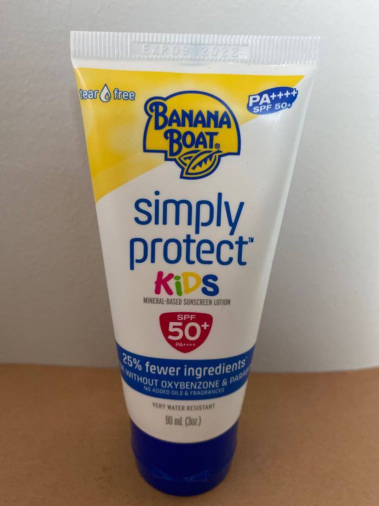 Banana Boat Kids Mineral Based Sunscreen Lotion PA++++ SPF50+, 90ml, Exp Sep22, Babies & Kids ...