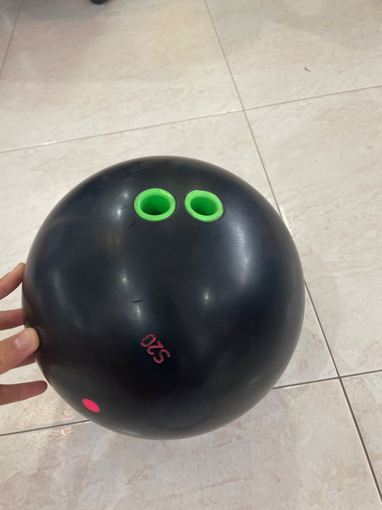 Boo Yah bowling ball, Sports Equipment, Sports & Games, Billiards ...