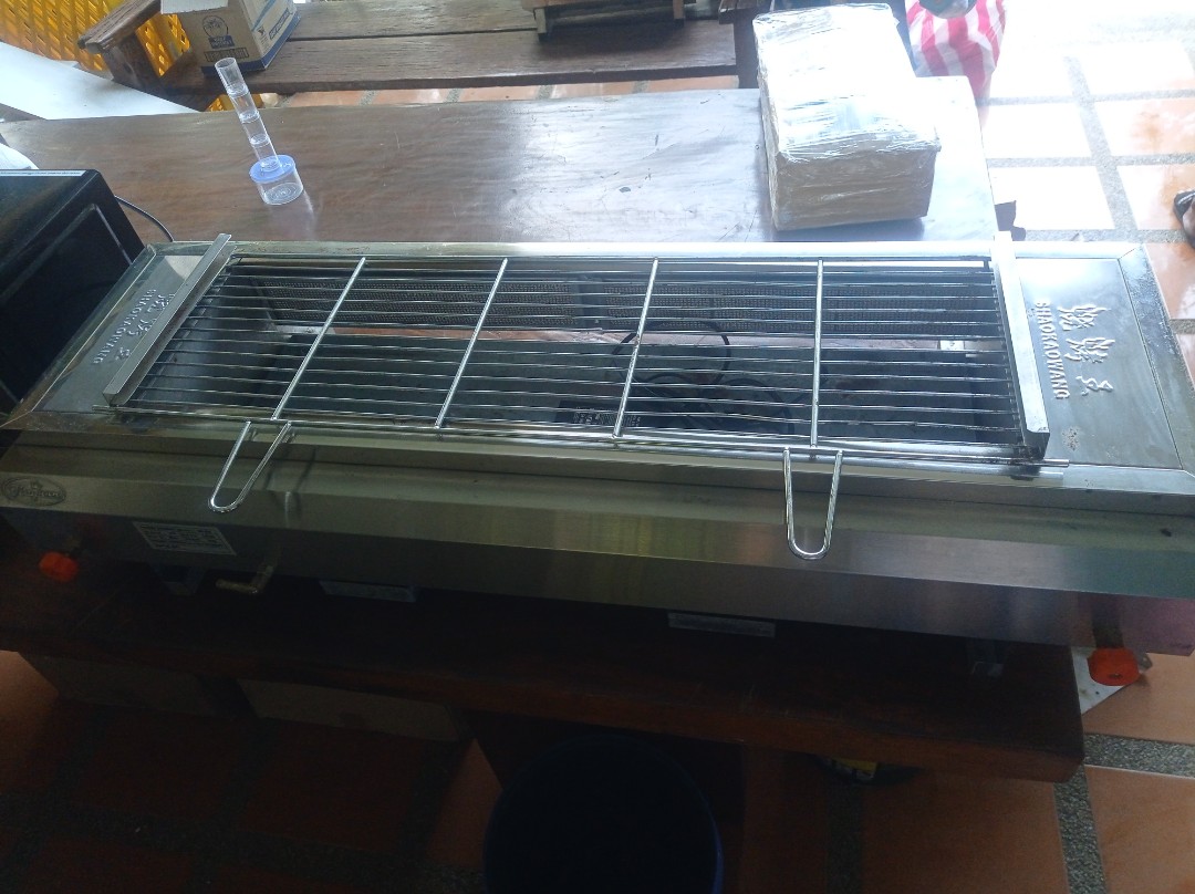 Gas Griller once used, TV & Home Appliances, Kitchen Appliances, BBQ ...