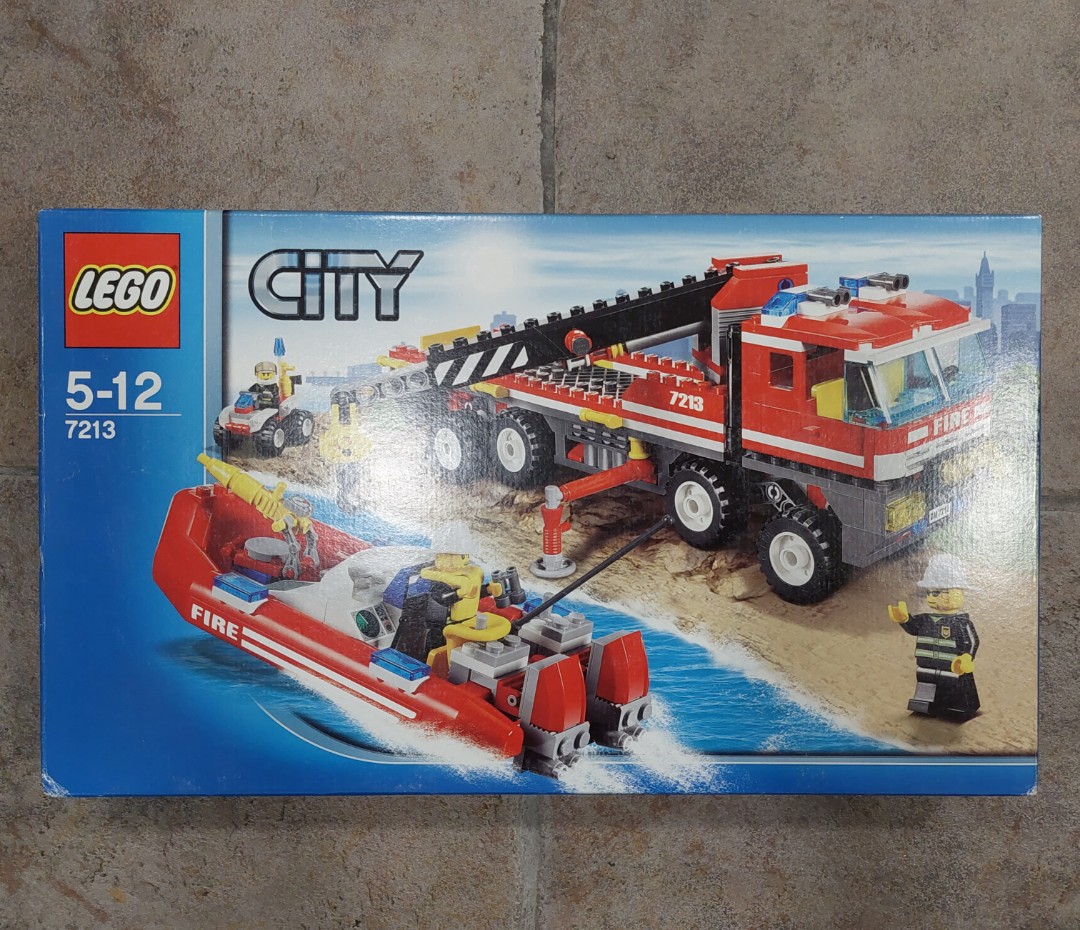LEGO 7213 Off-Road Fire Truck & Fireboat, 興趣及遊戲, 玩具 & 遊戲類 - Carousell